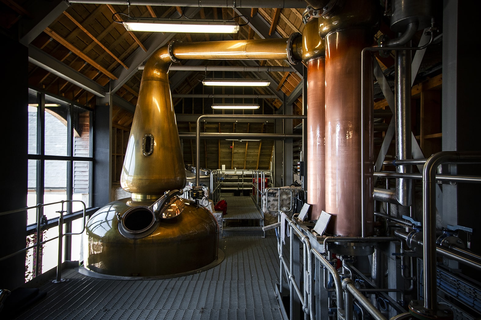Leo's chapter 10 - A chat with...Annabel Thomas (Nc'nean distillery)